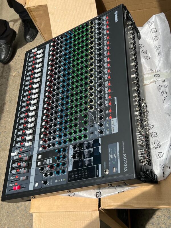 Yamaha MGP24X Plain Mixer – Avenue Sounds